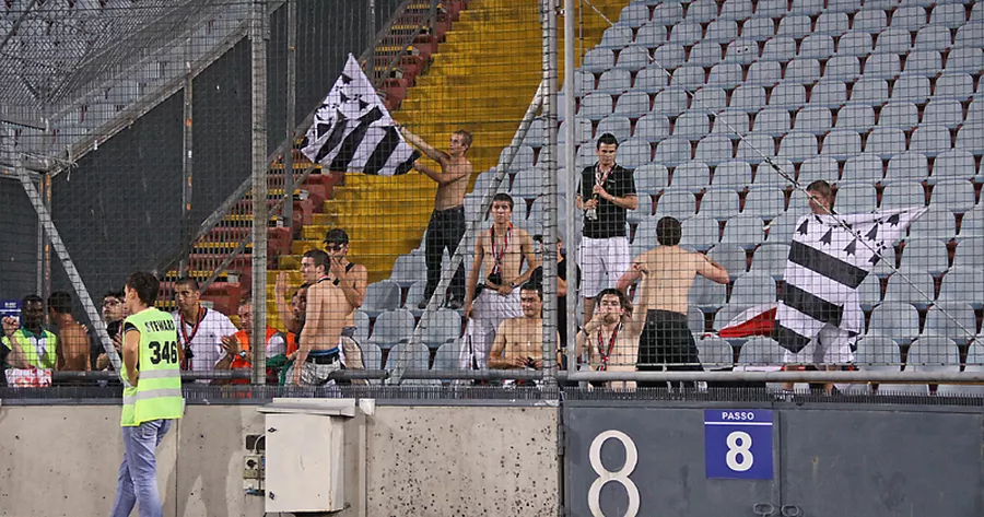 20 supporters rennais au stadio Friuli | Stade Rennais F.C.