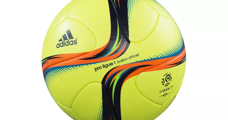 Le ballon officiel de la phase retour ! | Stade Rennais F.C.