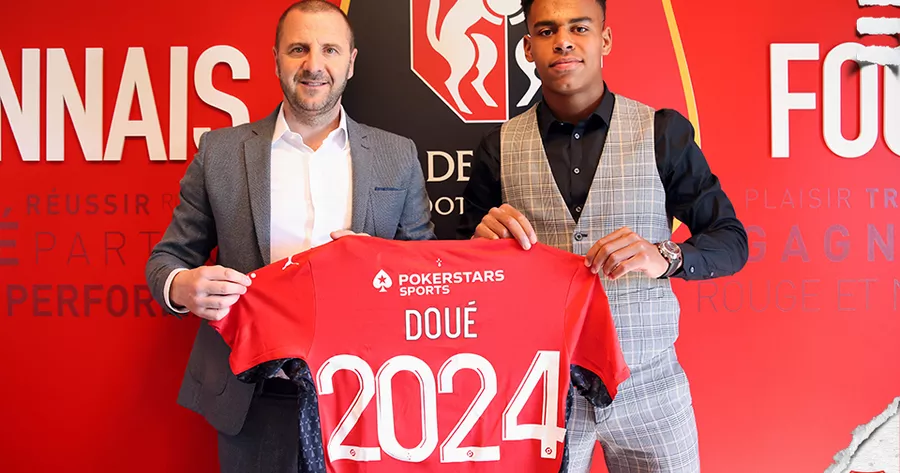 Premier contrat professionnel pour Désiré Doué | Stade Rennais F.C.