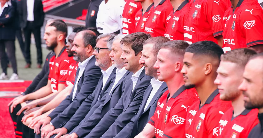 Découvrez la photo officielle 23/24 ! | Stade Rennais F.C.