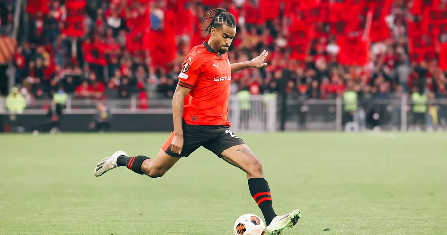 Lorenz Assignon prêté au Burnley FC | Stade Rennais F.C.