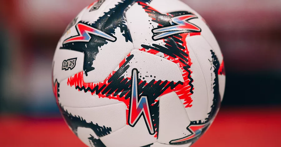 Les ballons de l’enfance aux enchères | Stade Rennais F.C.